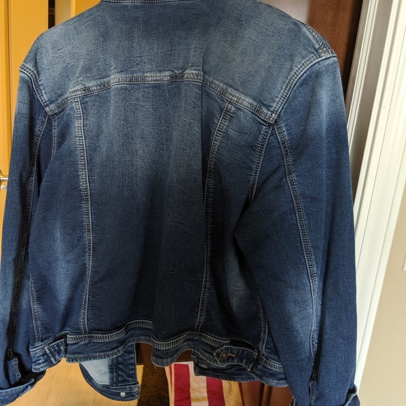 Silver Jeans | Jackets & Coats | Silver Denim Jacket | Poshmark